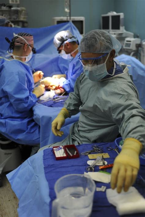 How To Become A Cardiothoracic Surgeon In South Africa Za
