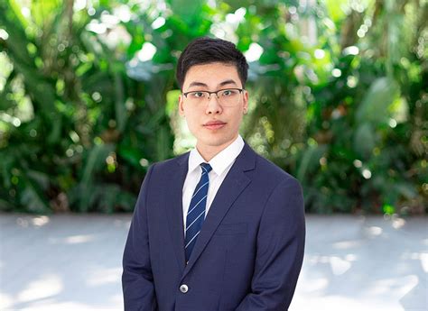 Andrew Chow Agent At Lj Hooker Property Partners