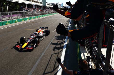 Max Verstappen Logra Su Vigésimo Quinta Victoria En F1 Al Ganar En Bakú