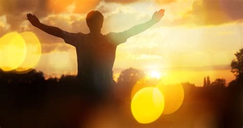 3 Ways We Ignore The Holy Spirit In Worship Biblical Leadership
