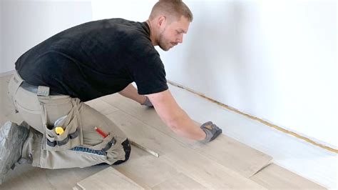 Fire Bud På Moderne Gulve