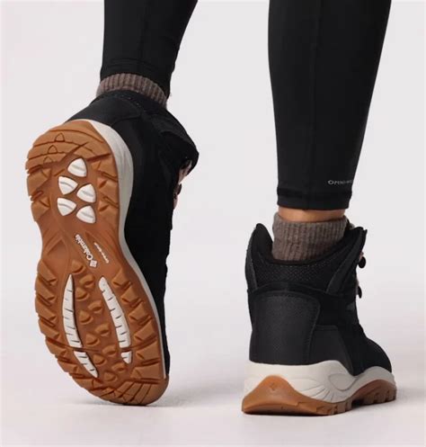 Womens Newton Ridge™ Plus Waterproof Amped Hiking Boot Columbia