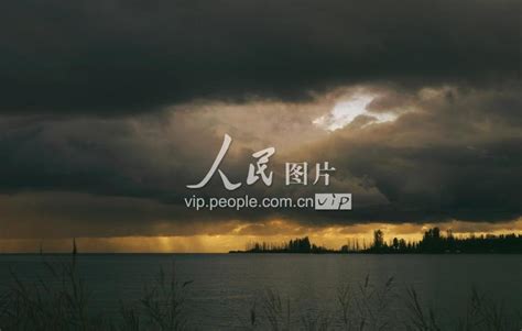 丁和玄奘之路吉尔吉斯斯坦伊塞克湖 人民图片网