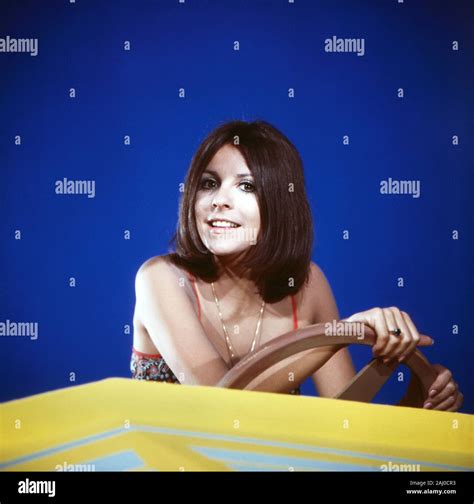 Ireen Sheer 1970 Banque De Photographies Et Dimages à Haute Résolution Alamy