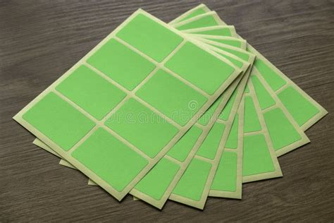 Etiqueta Adesiva De Papel Retangular Verde Isolada Em Fundo Branco Imagem De Stock Imagem De