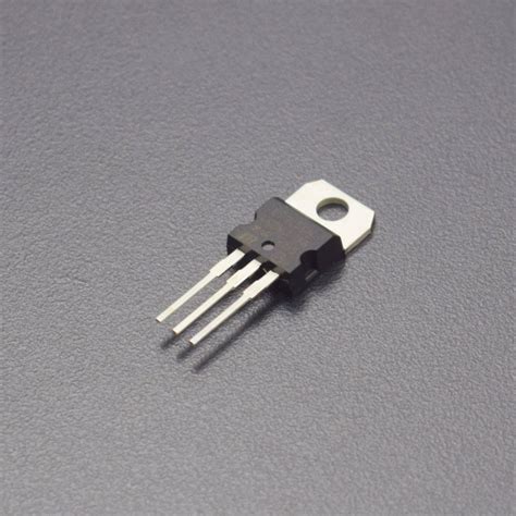 L7915cv Fixed Ldo Voltage Regulator 7915 35v To 23v Rees52