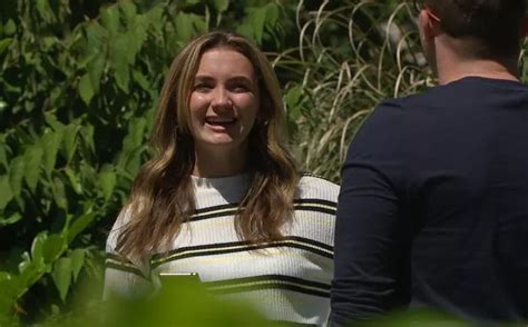 Emmerdales Rosie Bentham 21 Opens Up About Her Love Life And Shares