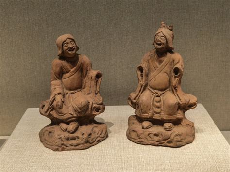 陶井神像图片素材 陶井神像设计素材 陶井神像摄影作品 陶井神像源文件下载 陶井神像图片素材下载 陶井神像背景素材 陶井神像模板下载 搜索中心