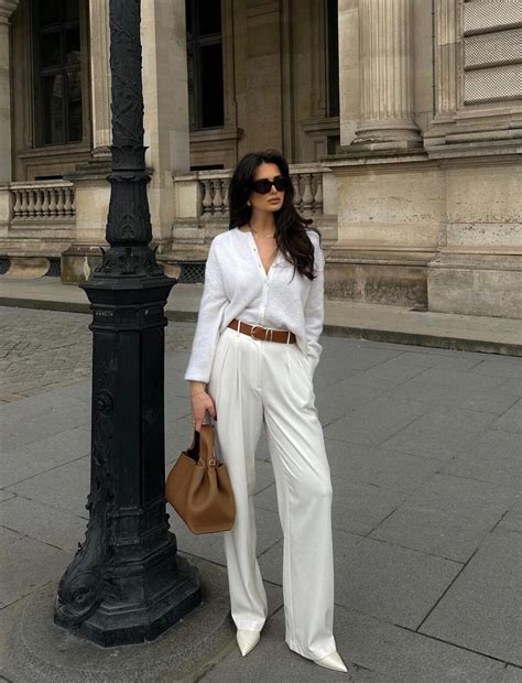 8 Chic Outfits With Wide Leg Pants To Wear On Repeat
