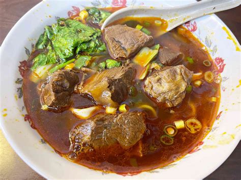 南港美食昆陽牛肉麵我以為是泡麵好吃推薦 菜單 厚片嘴角帶便當