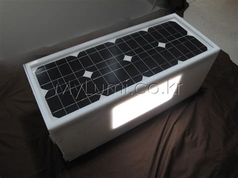 솔라 led 조명 과 LED 도로표지 사인 맞춤 제작 LED 발광판을 이용한 솔라 led 조명등 및 광고 사인 매체