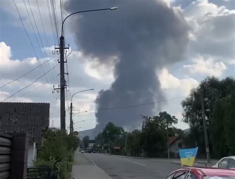 На Івано Франківщині стався порив нафтопроводу Постраждали 3 людини Читайте на Ukr Net