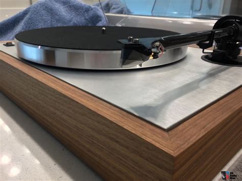 Pro Ject The Classic Turntable Photo 3929966 Uk Audio Mart