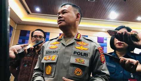 Ini Kronologi Bule Jerman Telanjang Di Pertunjukan Tari Bali