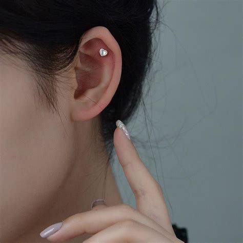 Helix Piercing Male