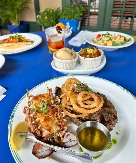 The Best Orlando Seafood Restaurants For Seafoodies
