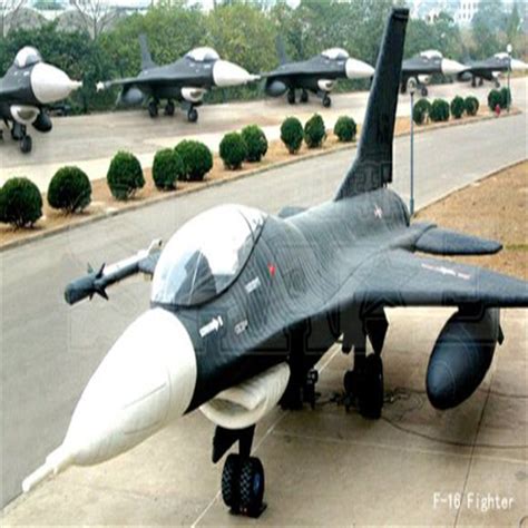 仿真坦克 飞机军模 充气武器 大炮模型 武器模型 海上靶标