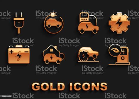 가정용 기어 및 번개 전기 충전 소 서비스 자동차 배터리 플러그 및 아이콘에서 충전 차량을 설정합니다 벡터 검은색에 대한 스톡