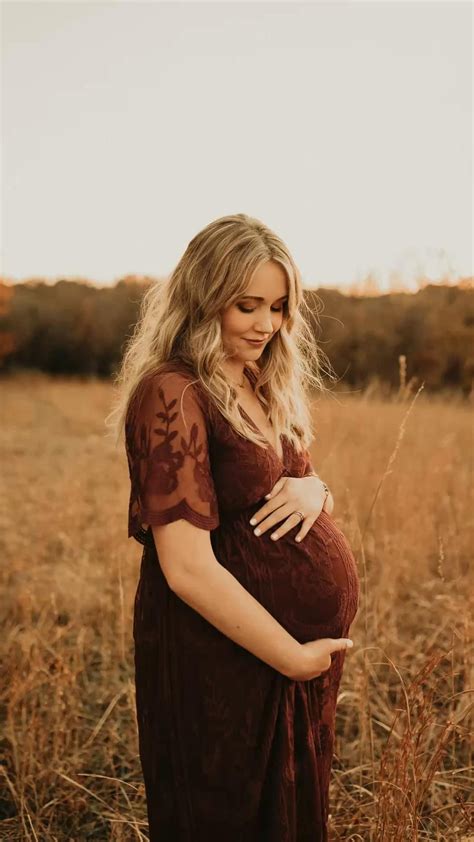 Woodsy Maternity Photos Artofit