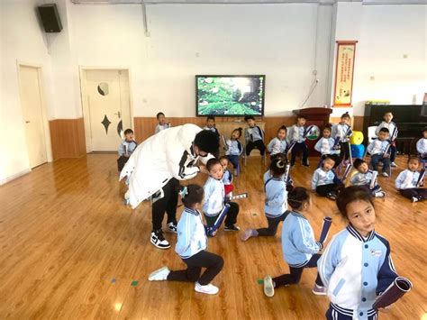 【文艺进校园】区文化馆文艺轻骑兵小分队走进区第二实验幼儿园烟台市福山区文化馆山东公共文化云