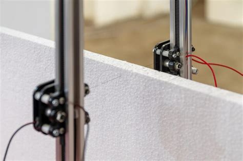 Premium Photo The Cutter Is A Plotter That Uses The Hot Wire Technique For Cutting Polystyrene