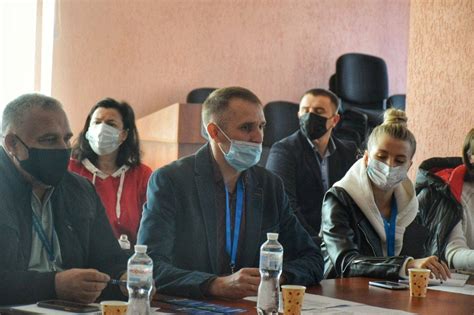 Круглий стіл на тему «Подання та прийом заяв про визнання особою без громадянства Практичні