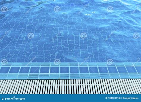 Overflow Grating Of Swimming Water Pool Stock Photography