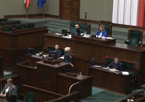 [video] Mam Dużo Cierpliwości Dla Takich Blondynek Jak Pani B