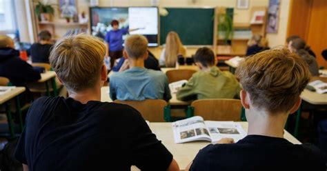 Lietuvos Mokyklose Prasideda Nacionalinis Mokinių Pasiekimų Patikrinimas