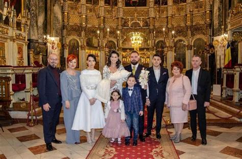 Botez De Pomină în Familia Piedone Cum S a îmbrăcat Soția Primarului