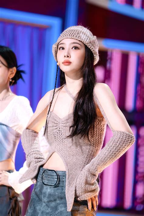 230319 Twice Nayeon Set Me Free At Inkigayo Kpopping