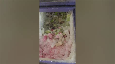 চলুন আজ আপনাদের আমাদের বাড়ির সামনে একটা আইসক্রিমের দোকান থেকে এই গরমে ঘুরিয়ে নিয়ে আসব চলো