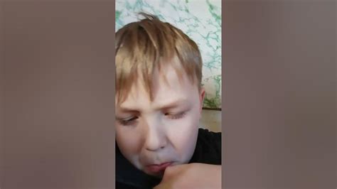 это я когда сестра в туалете Youtube