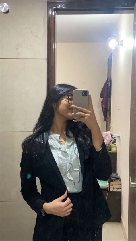 anshika goyal on linkedin time to bid goodbye to 2023🥹 this year has