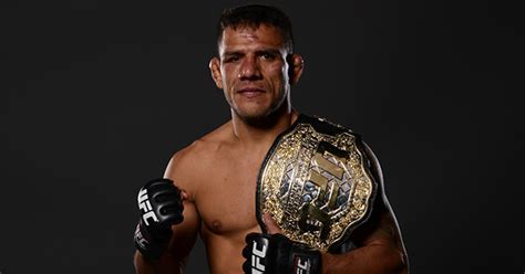 Rafael Dos Anjos Responds To Rumours Of A Title Fight Between Tyron