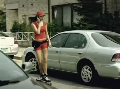 톱모델 출신 女배우 이제는 식당 직원으로…“인생 달라져도 괜찮아”