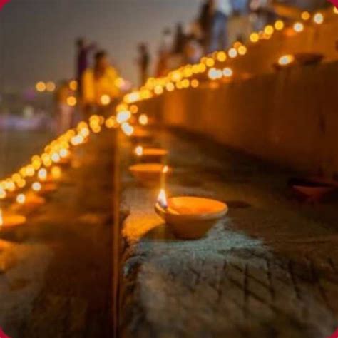 Dev Deepawali देव दीपावली के दिन इन जगहों पर जलाएं दीपक धन की नहीं