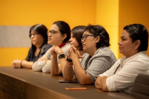 Veintitrés Mujeres Recibieron Formación Y Certificación En Cloud Computing” Para Integrarse A