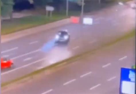 ВИДЕО Несреќа на Партизанска избегната катастрофа Откако се судрија автомобил возејќи