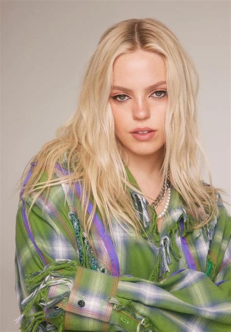 Rene Rapp Photo Shoot Everything To Everyone Deluxe February Celebmafia