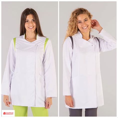 Bata Sanitaria Microfibra Blanca Detalle Color Nora Gary S