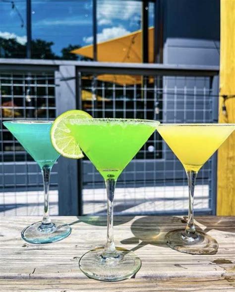 Sheen Magazine New Orleans Influencer Taylor Arnell Restaurant