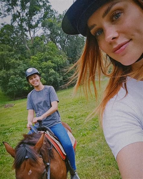 Stephanie Bendixsen Hexsteph • Instagram Photos And Videos