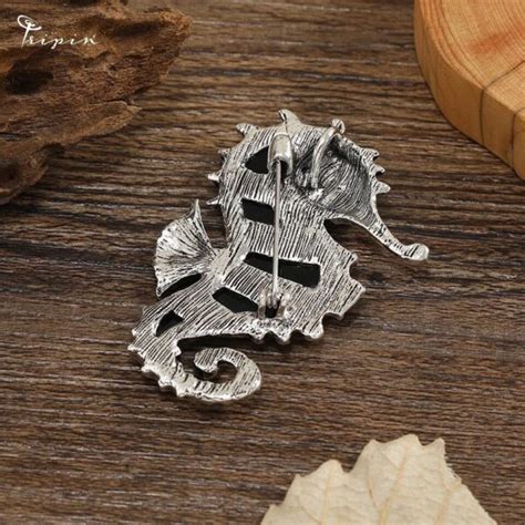 Дамска брошка Морско конче Trs Model 63 Trend Tripin