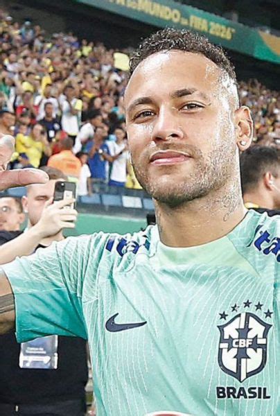Neymar Demostró De Quién Es Fanático Y Obtuvo El Mejor Obsequio Que