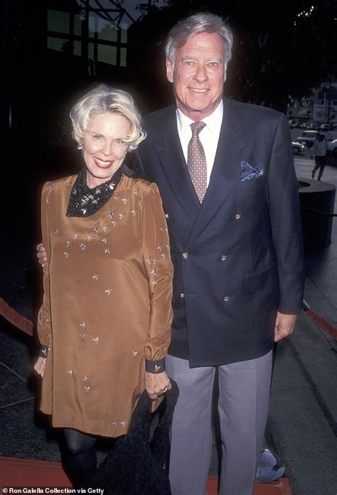 Evans Evans Dead At 91 Bonnie And Clyde Star Who Was Widow Of