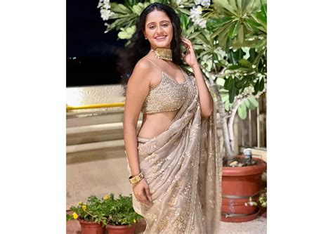 Gum Hai Kisi Ke Pyar Mein Sai Aka Ayesha Singh Looks Adorable In Golden