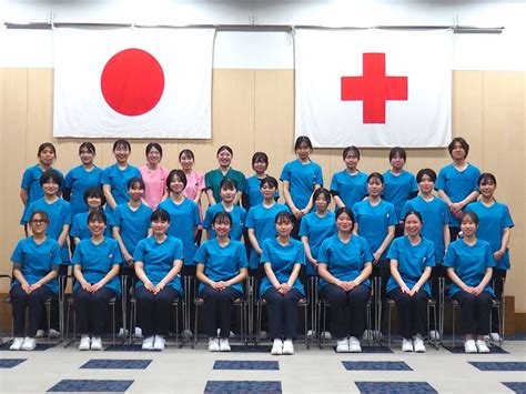 看護部 News 新人看護職員研修修了式 ｜日本赤十字社 伊勢赤十字病院