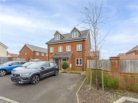 3 Bed Semi Detached House For Sale In Peony Grove Worthing West