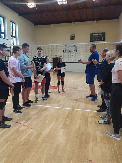 I Liceum Ogólnokształcące im Księcia Bolka I w Jaworze Narodowy Dzień Sportu w I Liceum